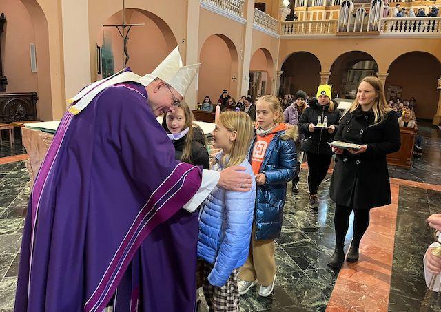 Biskupi Slovenska požehnali viac ako 1 500 koledníkov Dobrej noviny