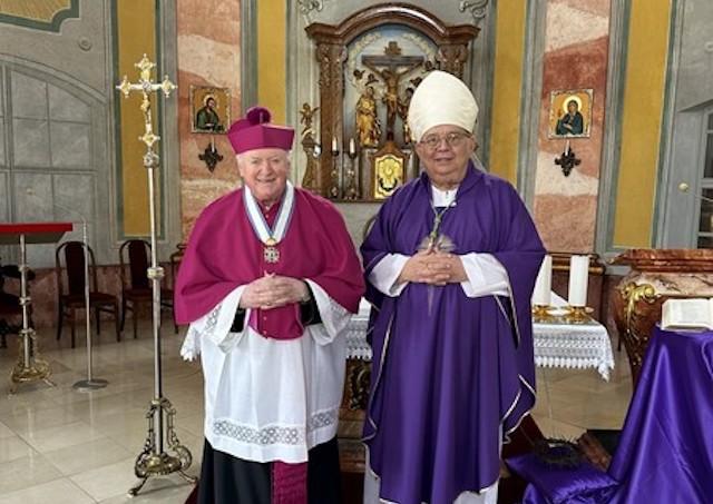 Arcibiskup Orosch menoval Mons. Jozefa Marka za honorárneho kanonika