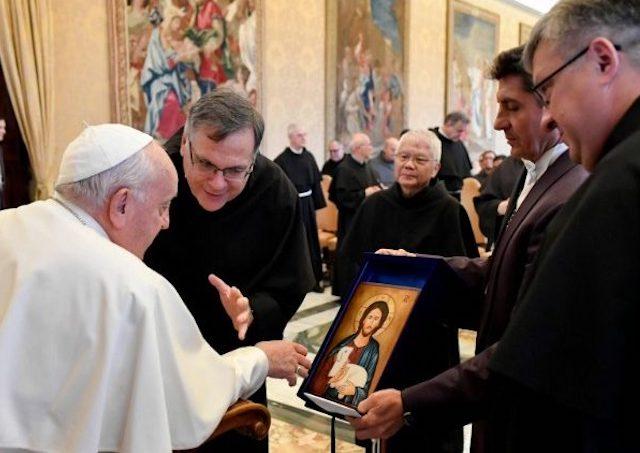 Minoritov, ktorí slávia 250 rokov spovednej služby v Bazilike sv. Petra ...